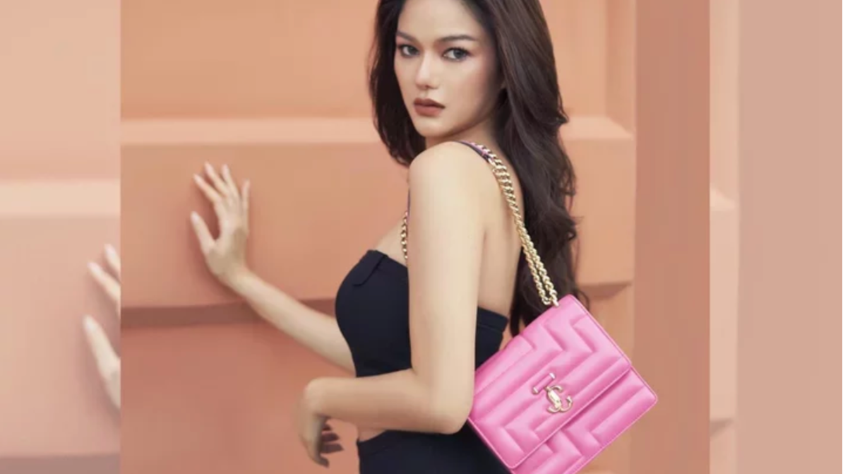 5 คนดัง ถ่ายทอดความหรูหราของกระเป๋าซีรีส์ใหม่ จาก JIMMY CHOO | The 1 Today | The 1 Today